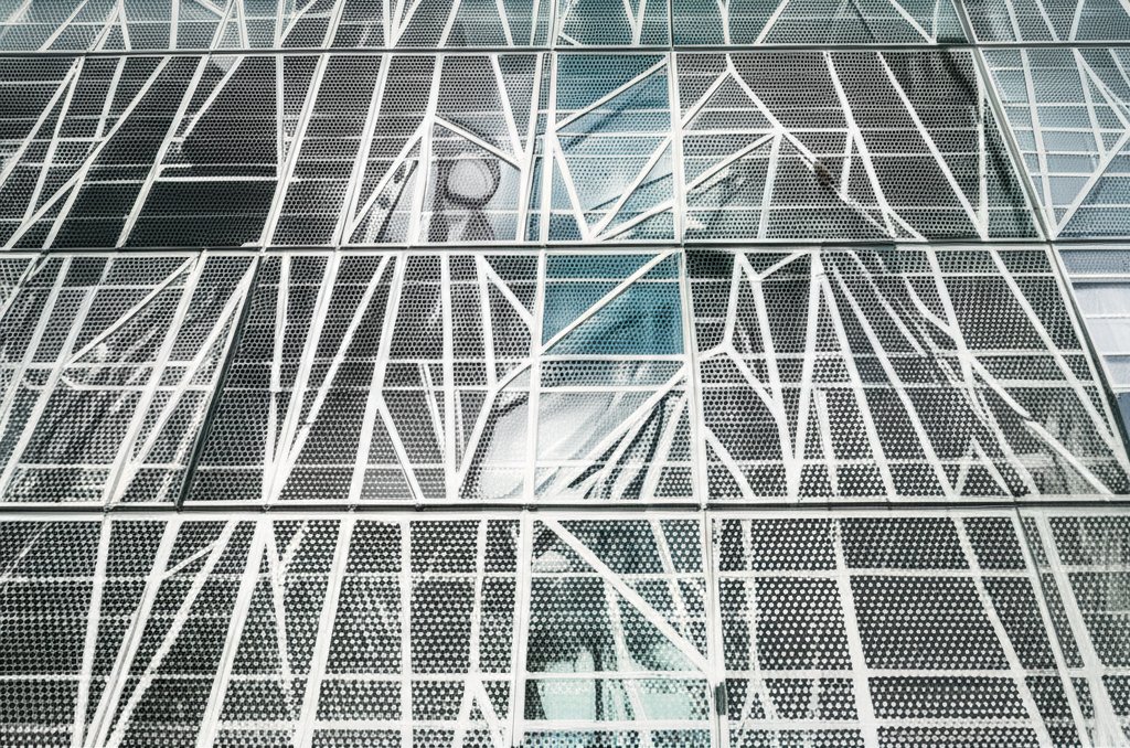 Parametric Facades: Adaptive Design for Light & Climate | doricsouth ...
